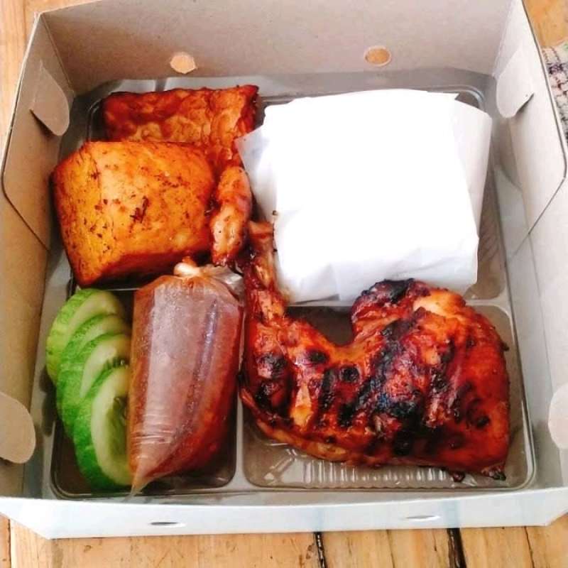 Jual Paket Komplit Nasi Ayam Bakar Madu Tahu Tempe Kerupuk Udang Di Seller Kedai Attur - Cakung ...