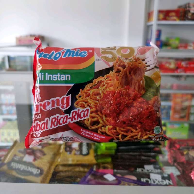 Jual Indomie goreng rasa spesial/ayam pop/rendang/geprek/rica-rica ...