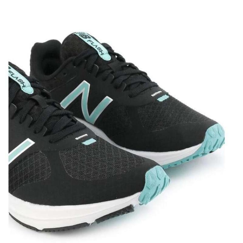 SEPATU NEW BALANCE WANITA TERBARU ORIGINAL SPORTS FLASH RUN V5 HITAM ...