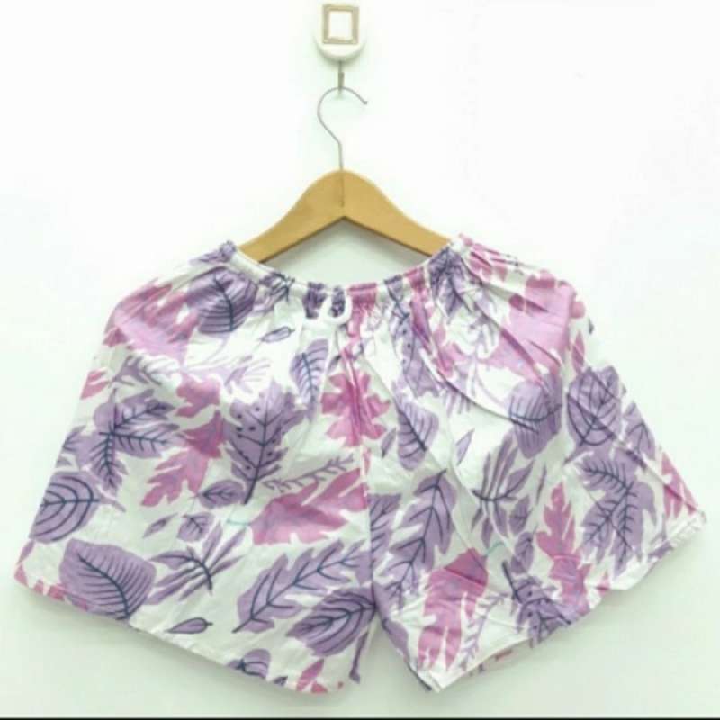 Promo Hotpants Motif Daun Kain Rayon - Celana Hotpants Model Desain ...