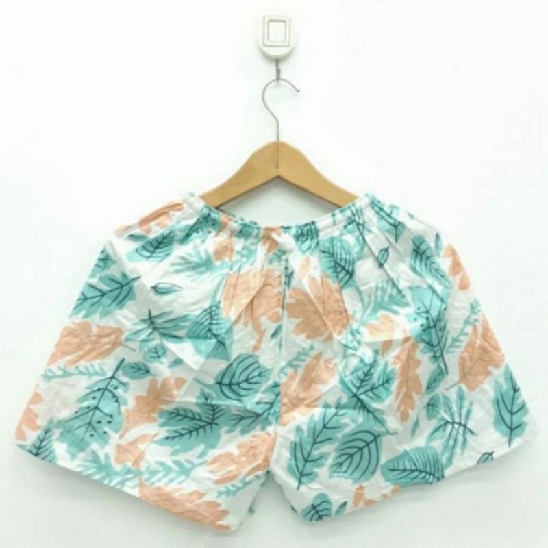 Promo Hotpants Motif Daun Kain Rayon - Celana Hotpants Model Desain ...