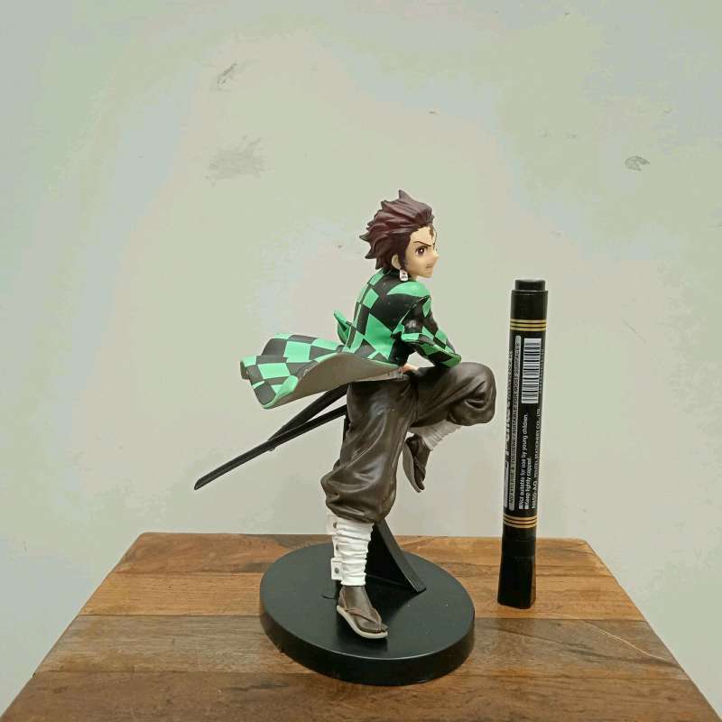 Jual Static Figure Tanjiro Kamado Demon Slayer Jump Statue Detail ...