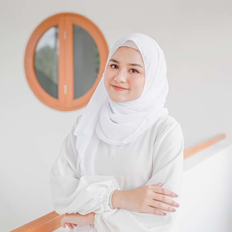 Jual Syahla Pashmina Crochet - White Di Seller Elmar_hijab - Cibiru ...