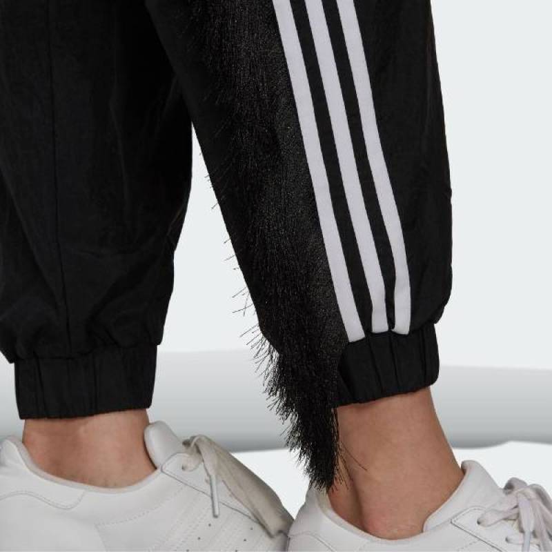 Jual Adidas Originals Track Pants Celana Olahraga Wanita [h18064] - 32 ...