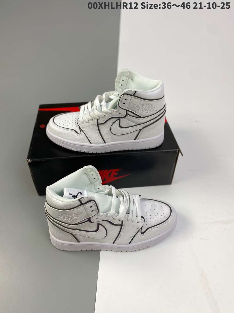 Jual 3M reflective effect picture NIKE AIR Jordan 1 Mid se WMNs middle ...