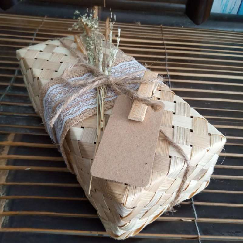 Jual GIFT BOX KOTAK KADO KOTAK SOUVENIR BOX HAMPERS ANYAMAN BAMBU BESEK ...
