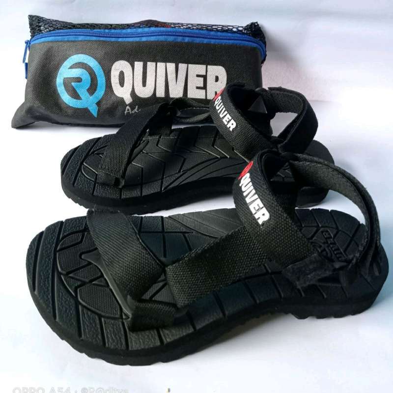 Yuk, Cari Tahu Sandal yang Cocok untuk Kaki Lebar - Blibli Friends