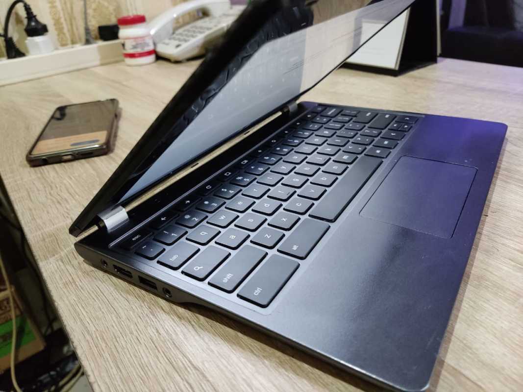 Jual Laptop Acer C720 Celeron Ram 4gb Ssd Windows 10 Terjangkau / Acer ...