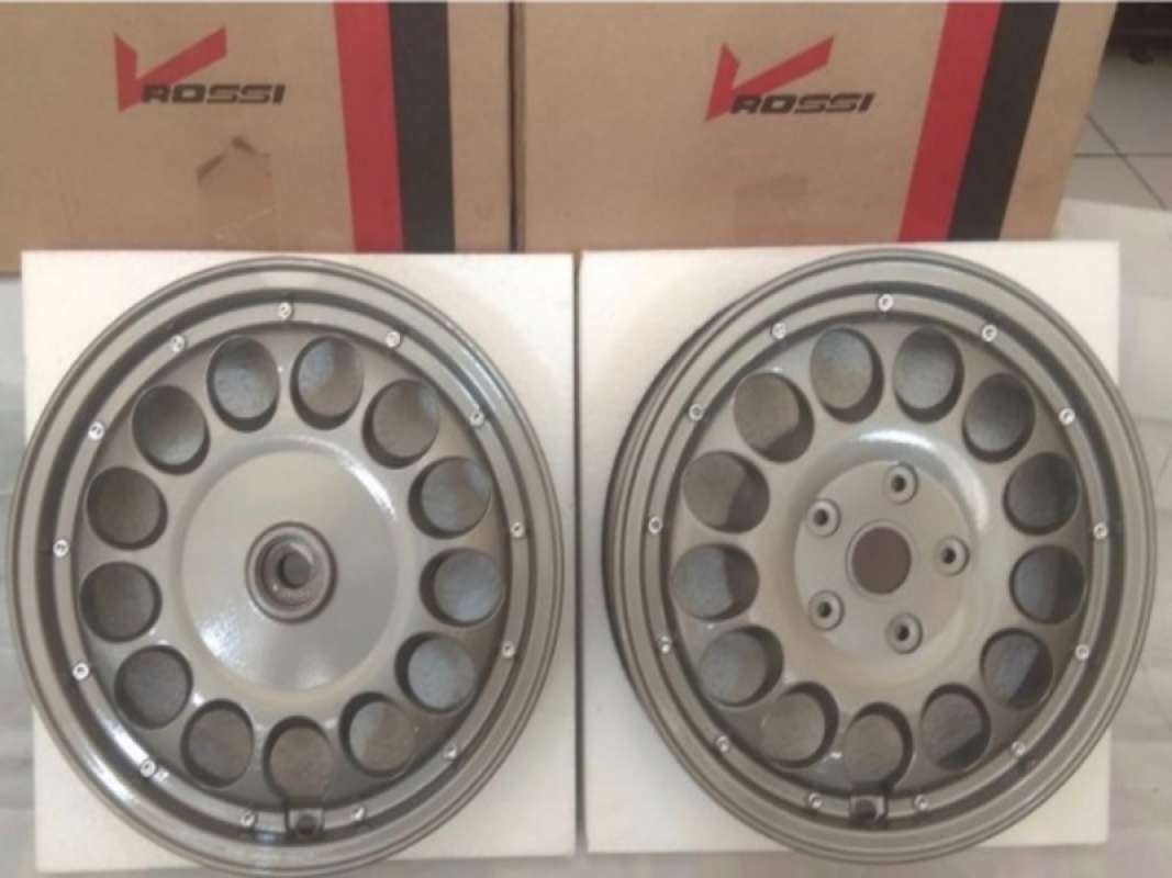 Jual Velg Vespa Vrossi Alfa Quattro Untuk Vespa Sprint, Primavera, Gts ...