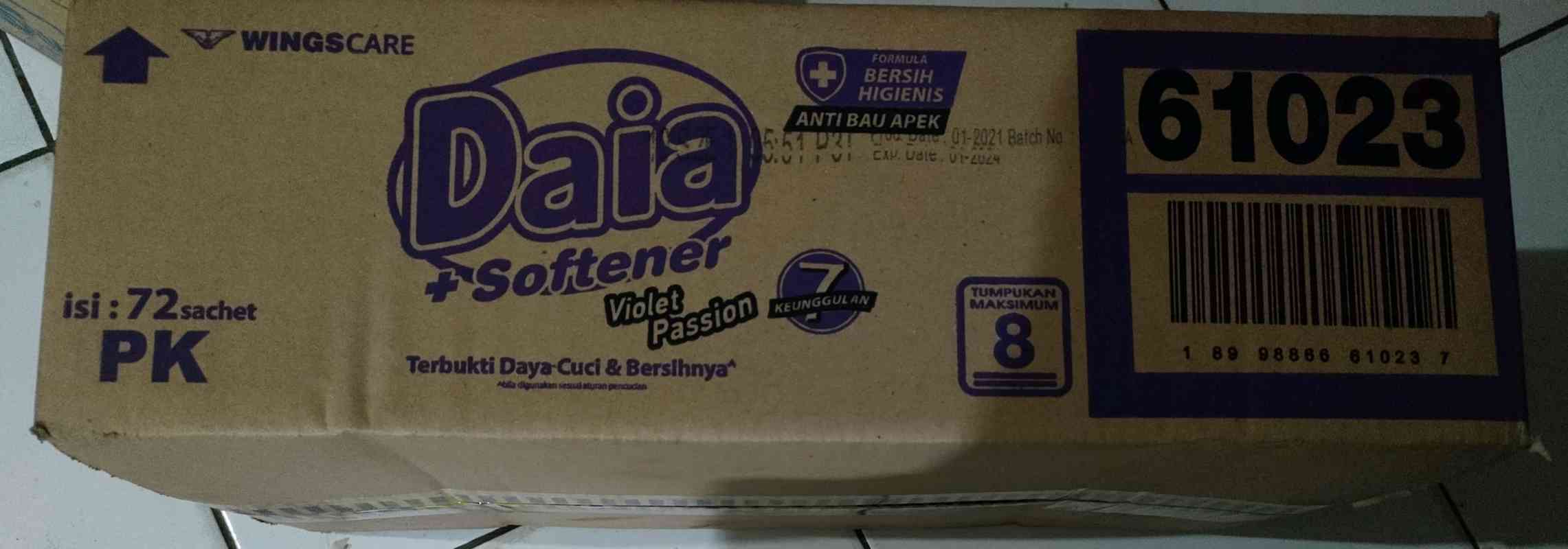 Jual DAIA Ungu Deterjen & Softener bubuk dus kemasan renceng [72 sachet ...