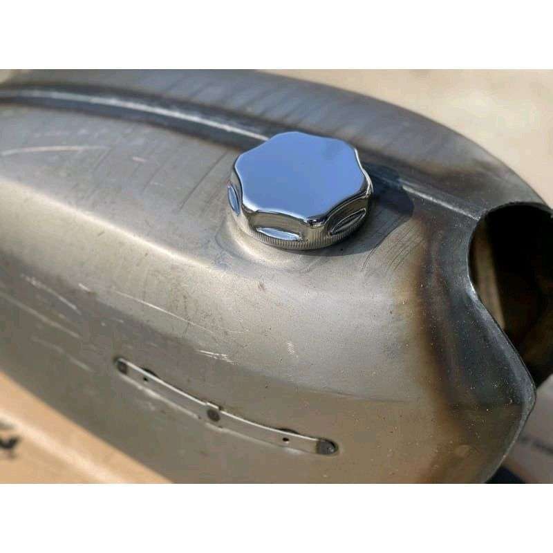 Jual TUTUP TANGKI HONDA CB TUTUP TANGKI DIESEL ORIGINAL QUALITY di ...