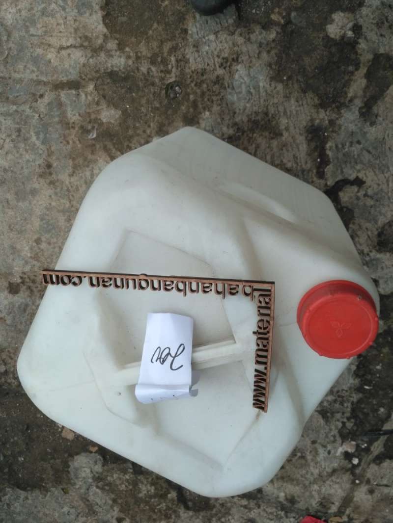 Promo jerigen 30 liter putih derigen alat membawa air minyak dirigen ...