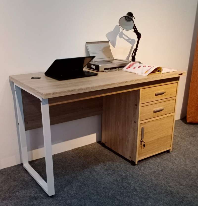 Jual Kargo Meja Resepsionis Meja Guru Meja Dosen Meja Kaki Besi Murah ...