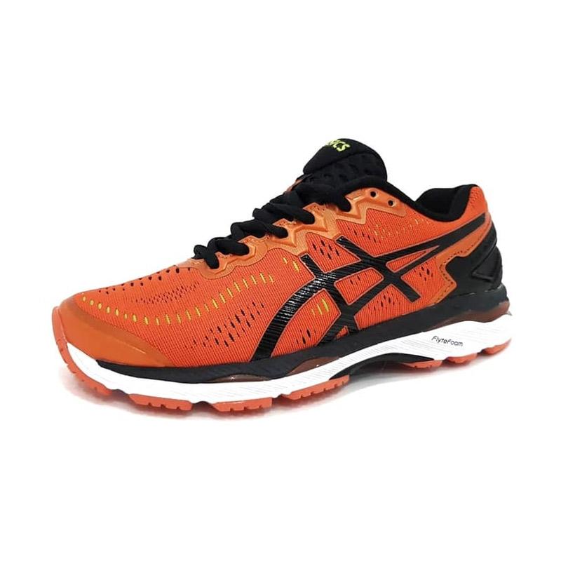 10 Rekomendasi Sepatu Asics yang Cocok untuk Olahraga Lari (2023)