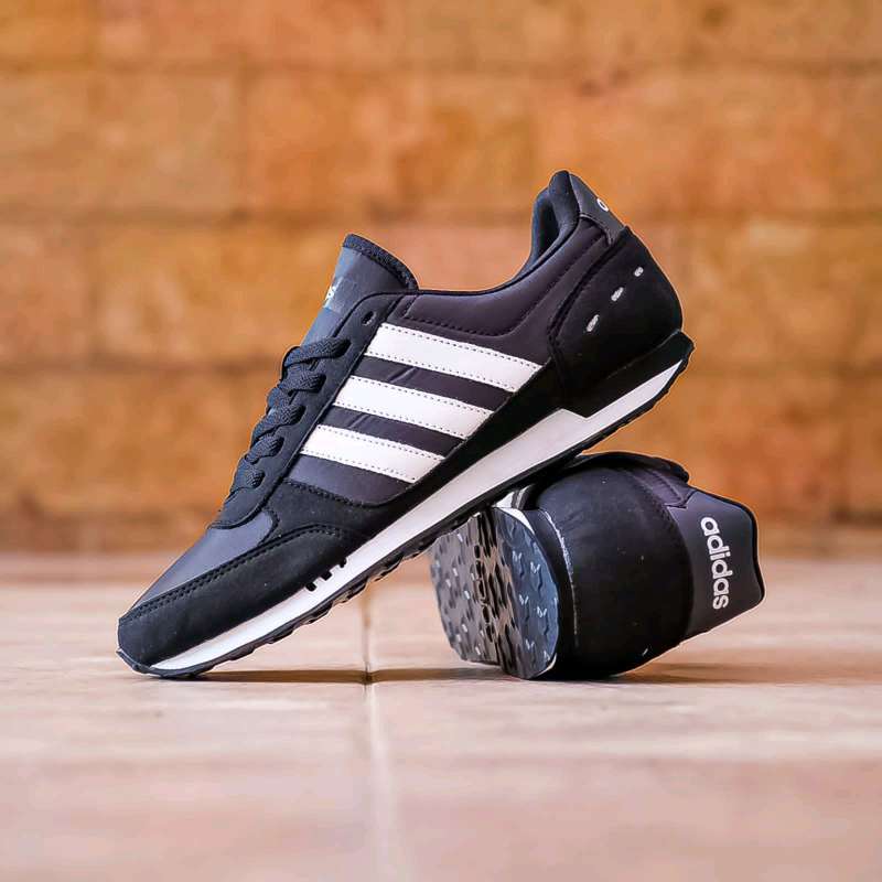 Jual Sepatu Adidas Neo city racer black list white Original Made in ...