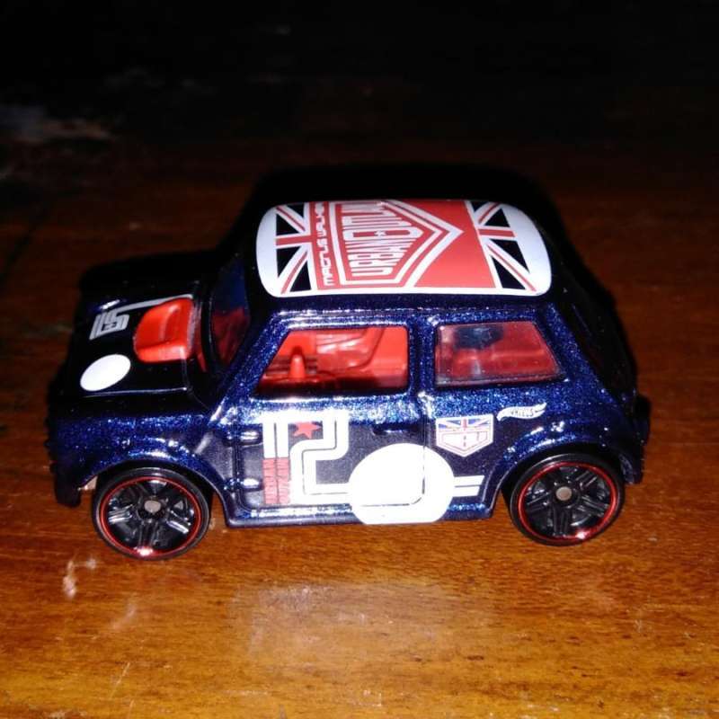 Jual Loose Morris Mini Urban Outlaw Cooper Mr Bean Hw Hot Wheels Hotwheels Di Seller Dadang ...