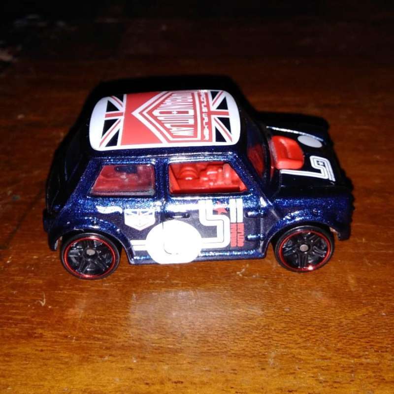 Jual Loose Morris Mini Urban Outlaw Cooper Mr Bean Hw Hot Wheels Hotwheels Di Seller Dadang ...