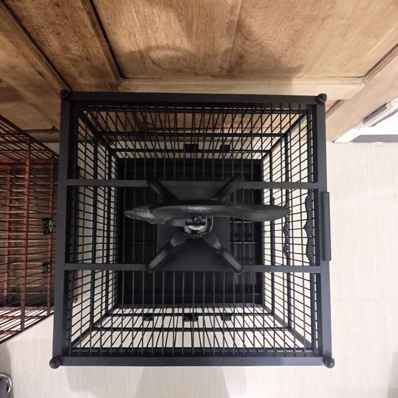 Jual Sangkar Kotak Mahkota Merk Cks Ukuran 40 X 40 Kandang Burung Di ...