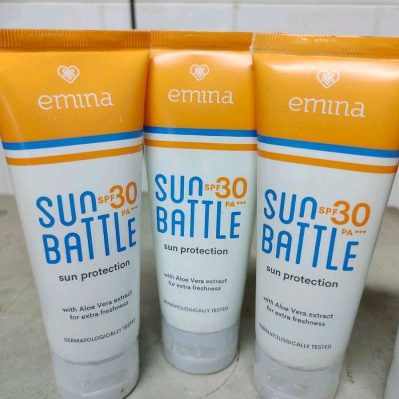 Jual SUNSCREEN EMINA SPF 30 PA+++ di Seller KAZRI SHOP - Wonokusumo ...