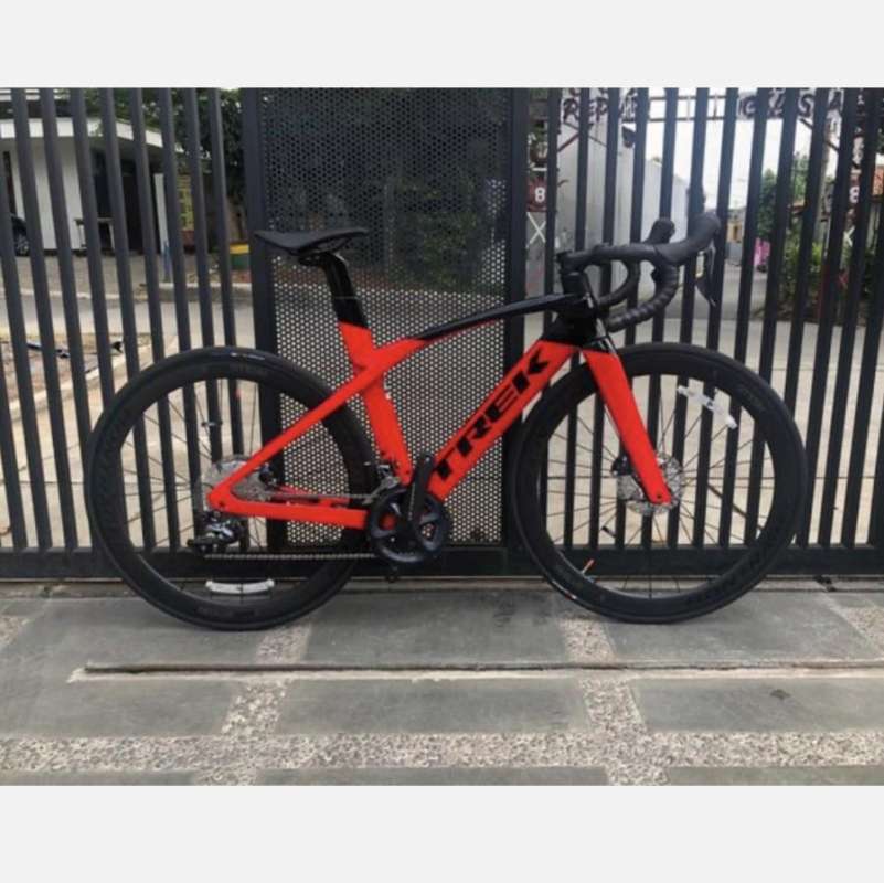 Jual Ready Stock Roadbike Trek Madone 2021 Sl6 Red Black Dan Black ...