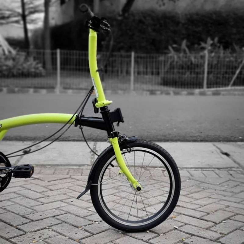 Jual Sepeda Lipat 3sixty Neon Lemon Di Seller Biketm - Meruya Selatan ...