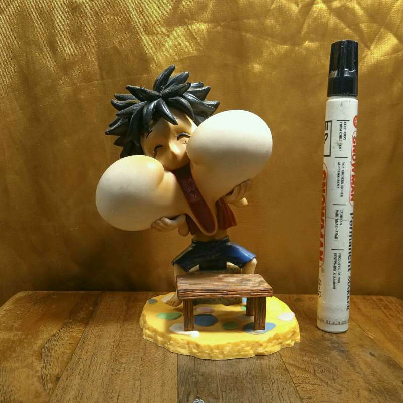 Jual mainan static figure Monkey d luffy makan eat chibi pipi besar ...