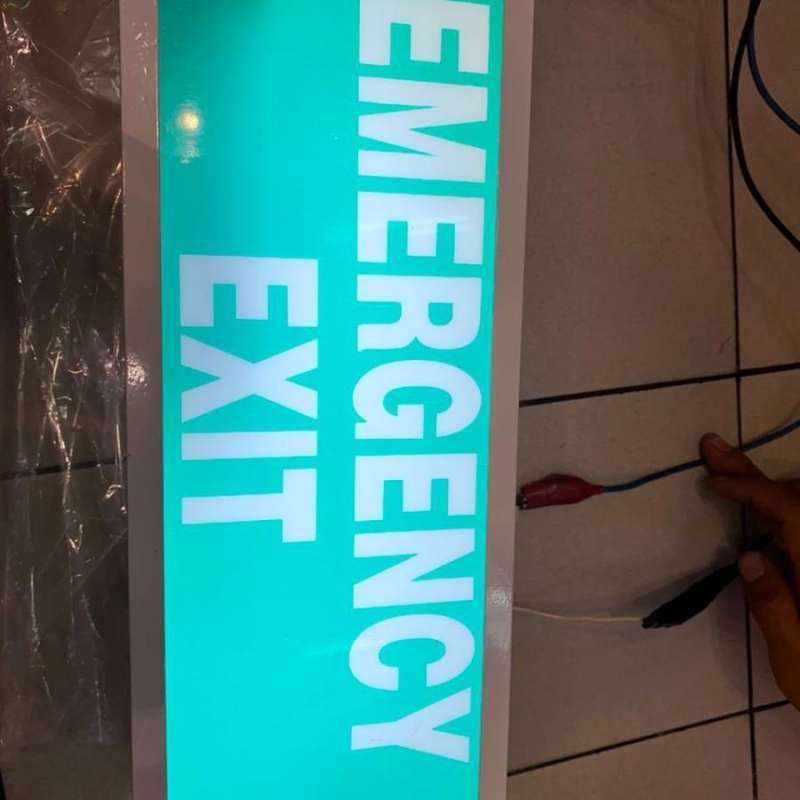 Jual Emergency EXIT neon TLD 10watt + battery emergency di Seller SCM ...