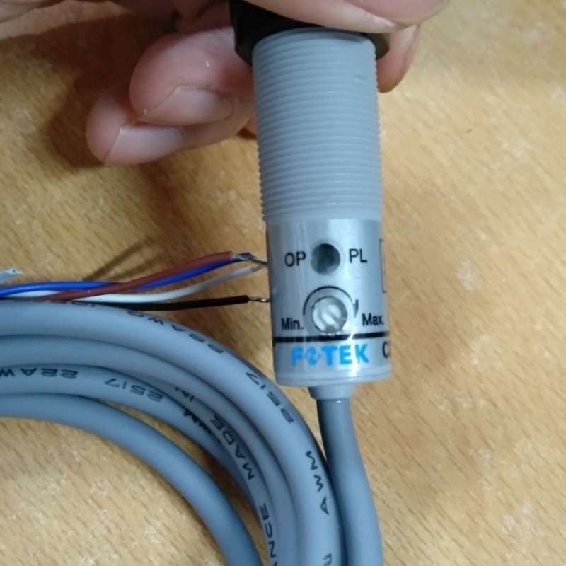 Jual Photo Sensor Cdr 30x Cdr30x 24v Dc M18 18mm Npn Dan Pnp Fotek ...