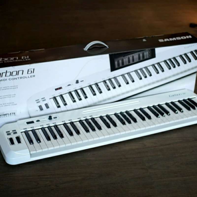 Jual Samson Carbon 61 USB MIDI Keyboard Controller di Seller ToukuYuu ...