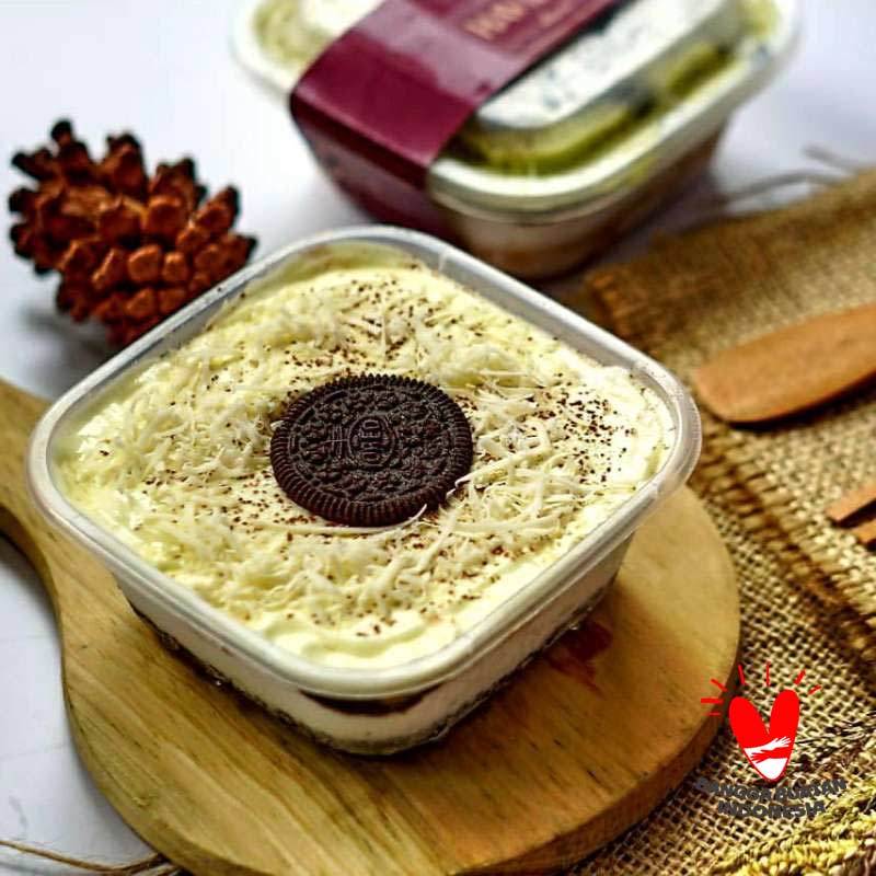 Jual Oreo Cream Cheese Dessert Box Frozen di Seller Haviera Foodies ...
