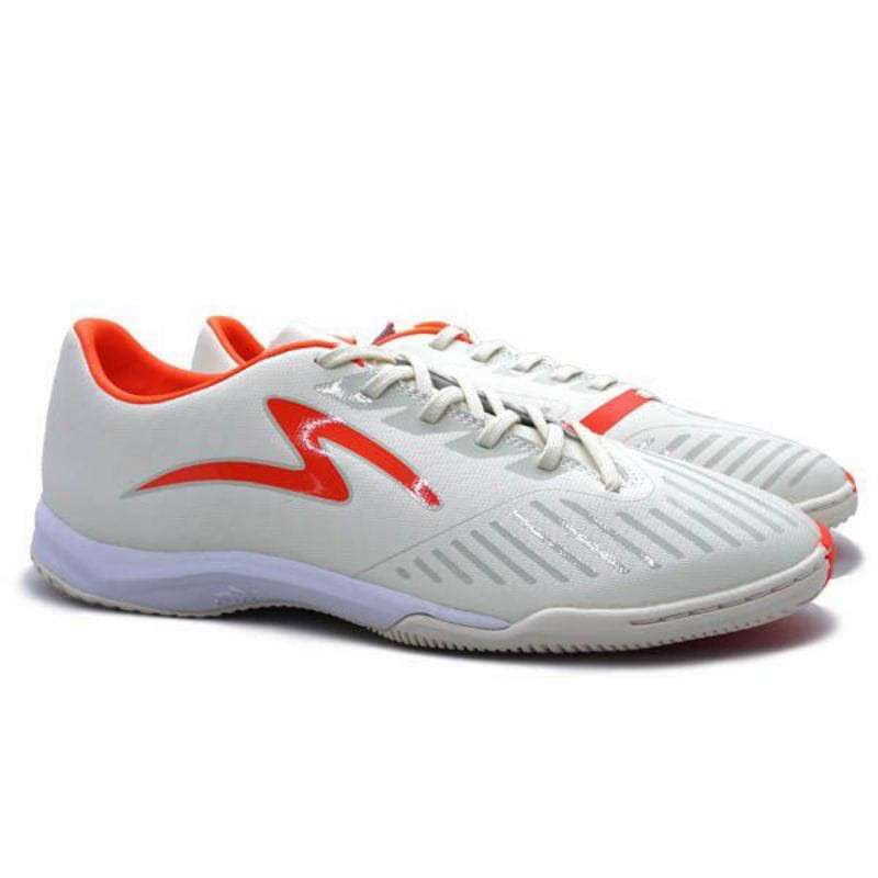 Jual Sepatu Futsal Specs Swervo Hydra Pro IN - Antique White-Oxy Fire ...