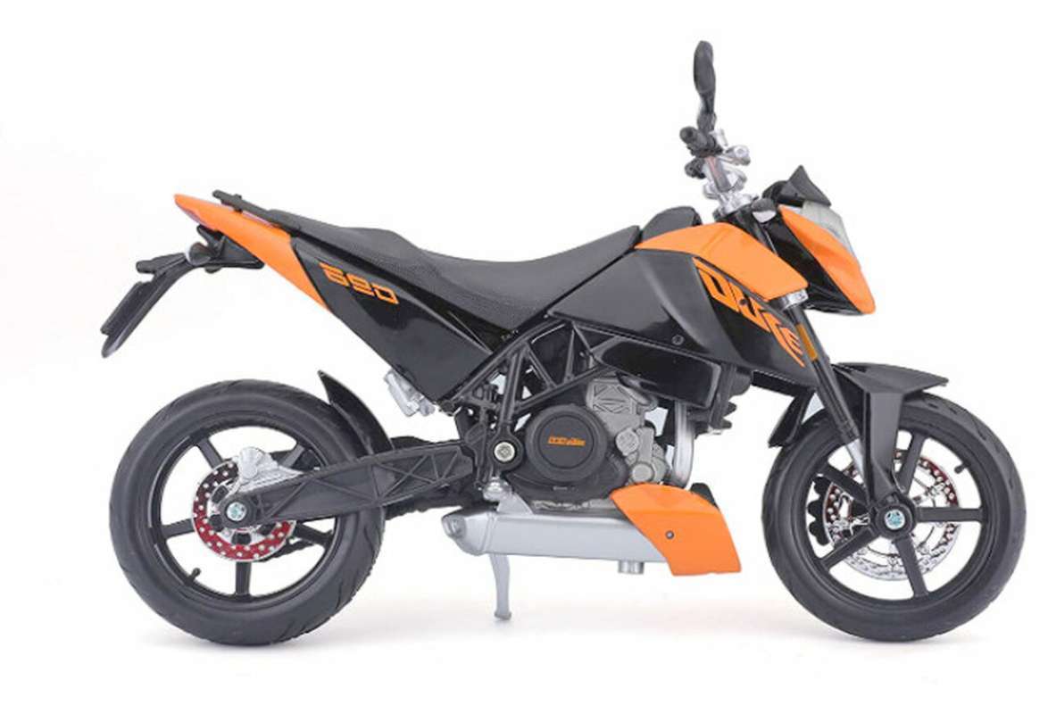 Jual Maisto Fresh Metal KTM 690 Duke Skala 18 Diecast Motorcycle 2 ...