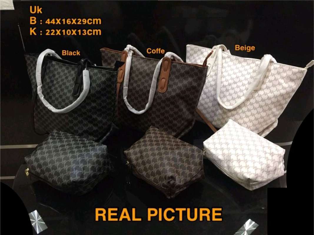 Jual Totebag Size Besar Wanita - Beige Di Seller Claudia_series - Lubuk ...