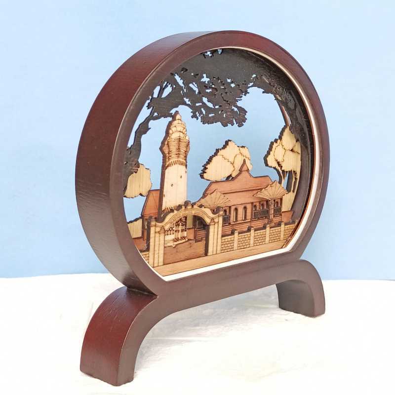 Jual mel crafts pajangan figura oval menara masjid banten di Seller MEL ...