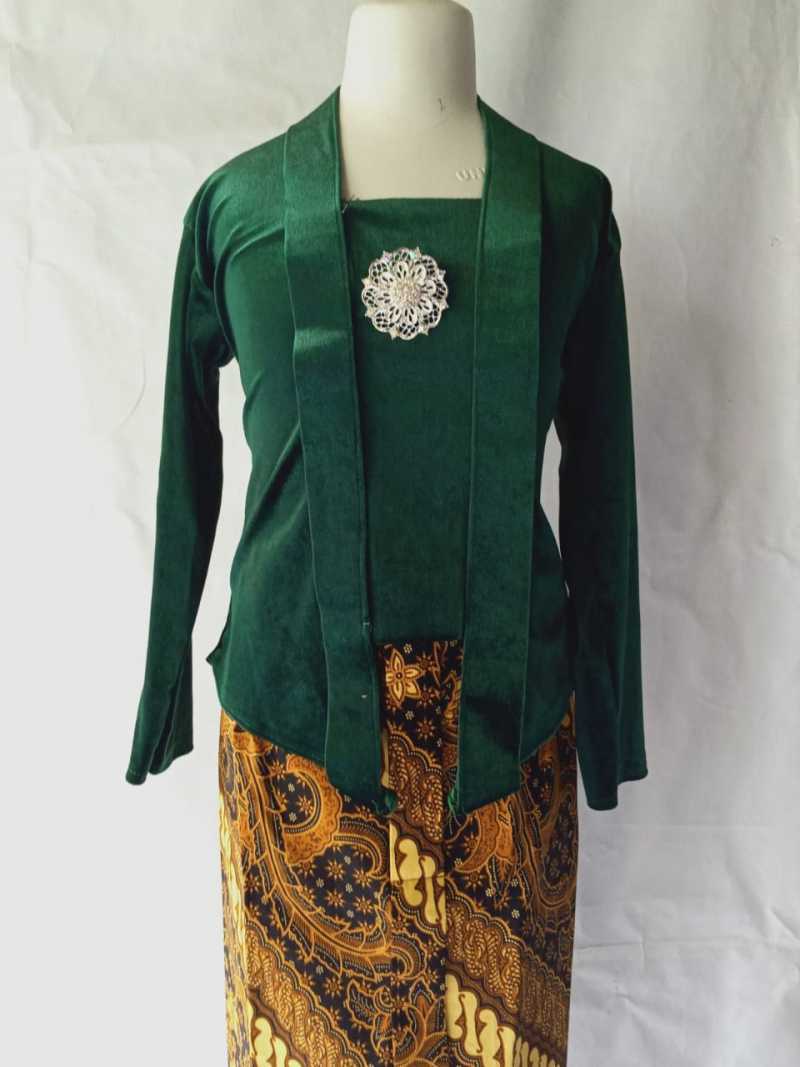 Jual Kebaya Bludru Kutubaru Warna Hijau Botol Bayi Dan Anak Cakep Di ...