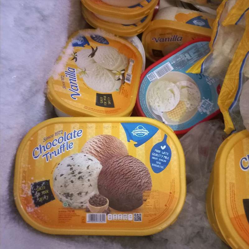 Jual Campina ice Cream chocolate truffle 700ml di Seller ZazaKitchen ...