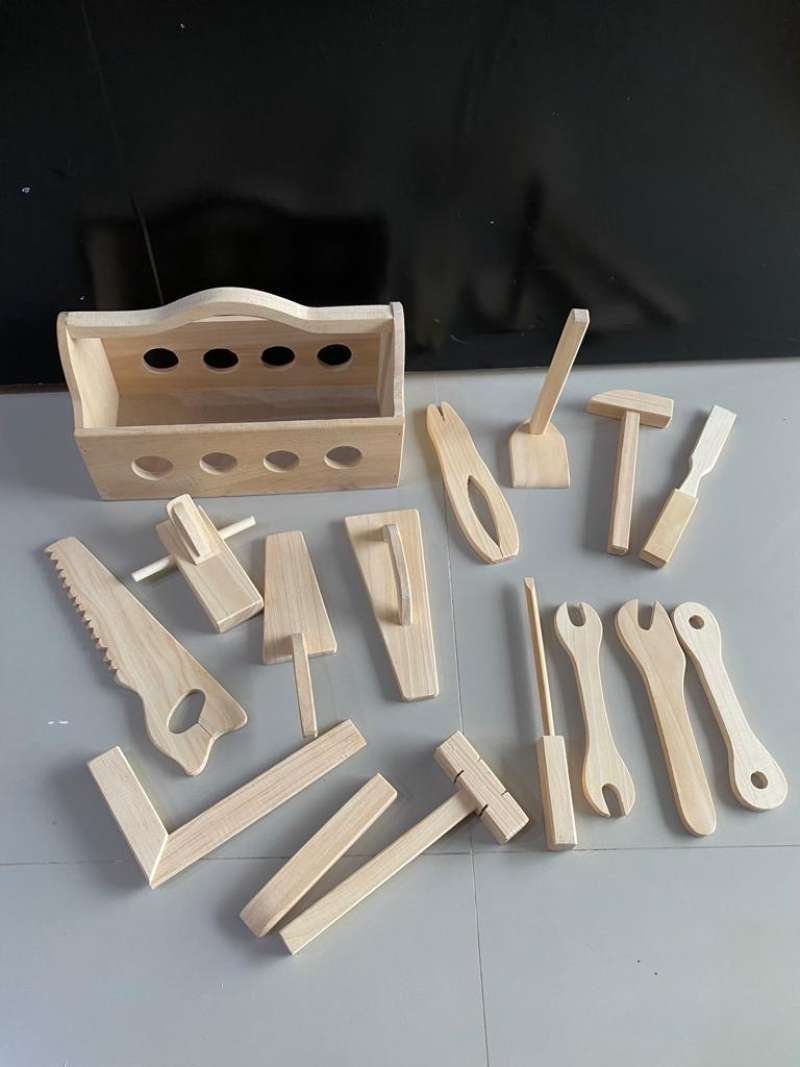 Jual Wooden Tool Box Mainan Kayu Edukasi Pertukangan Lengkap di Seller ...