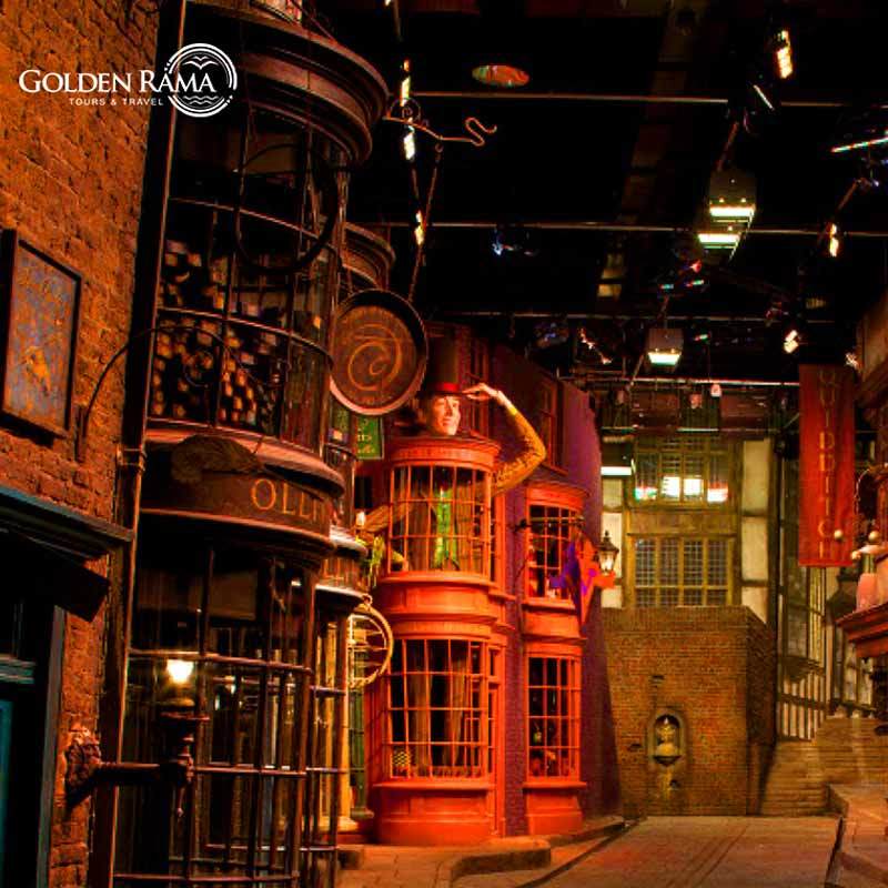 Jual Golden Rama Tour Warner Bros. Harry Potter London Tiket Hiburan ...
