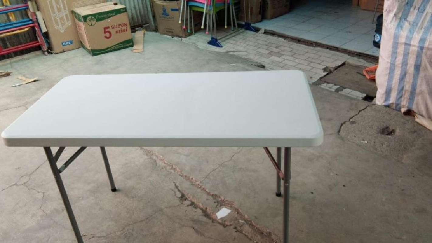 Jual Meja Lipat Plastik Kaki Besi Warna Putih Elegan Terbaru Termurah ...