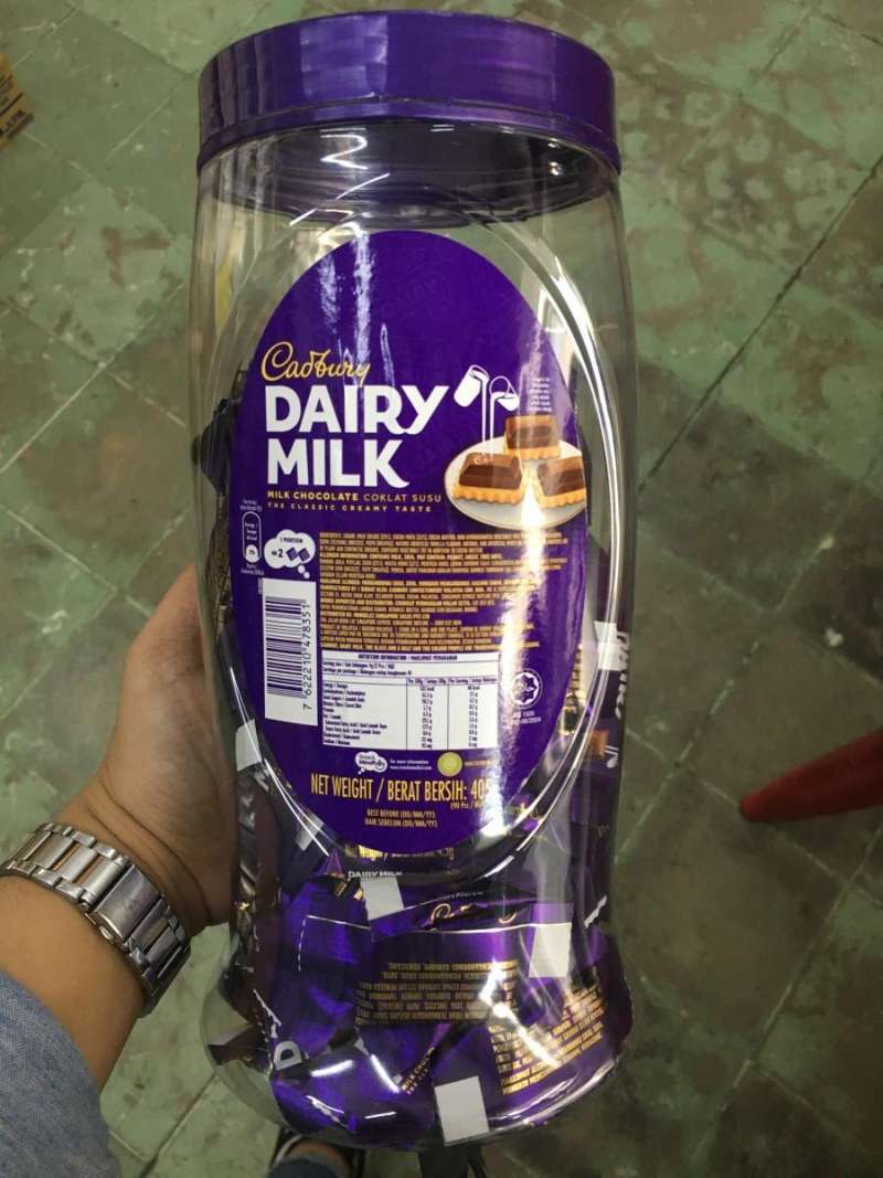 Jual Cadbury dairymilk 405gr isi 90pcs impor malaysia di Seller ...