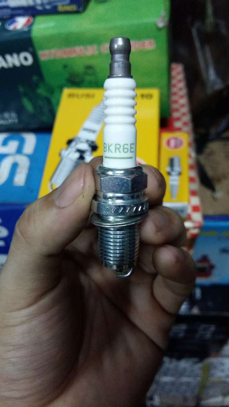 Promo Busi Mobil Ngk Bkr6e - Suzuki Aerio / Suzuki Apv / Suzuki Baleno ...