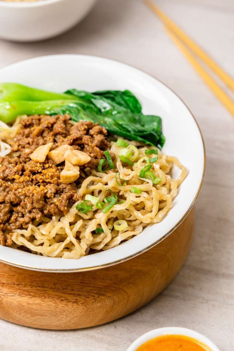 Jual Mie Lenials Bakmi Babi Siap Masak [3 Porsi/Pack] di Seller MIE ...