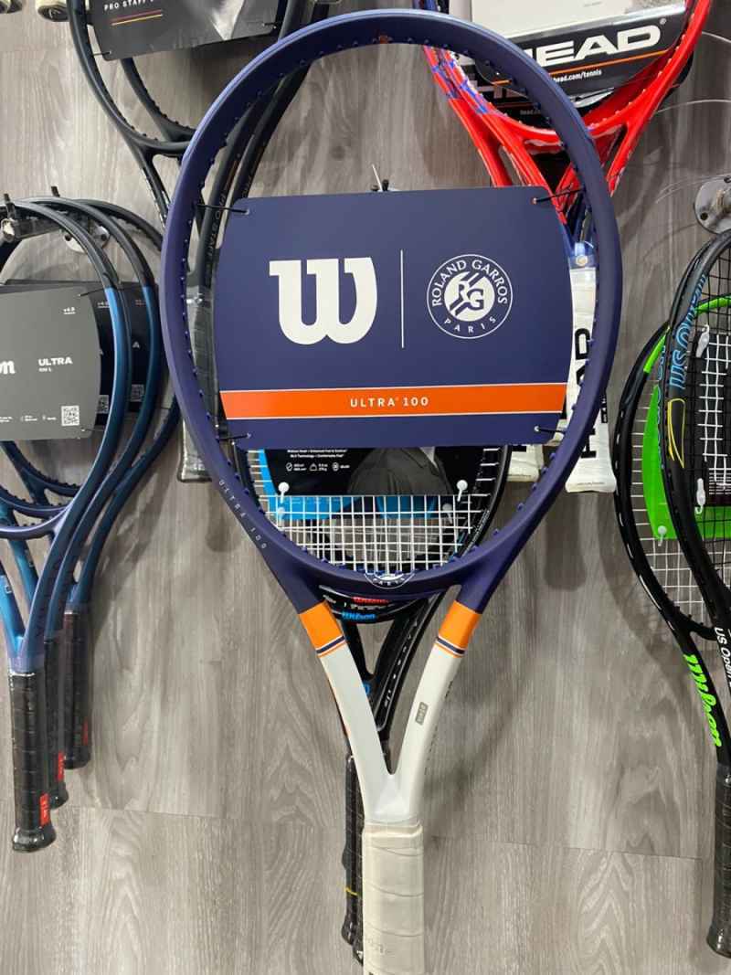 Jual Raket Tenis Wilson ultra 100 RG 2021 [300 gram / 100 inc] di ...
