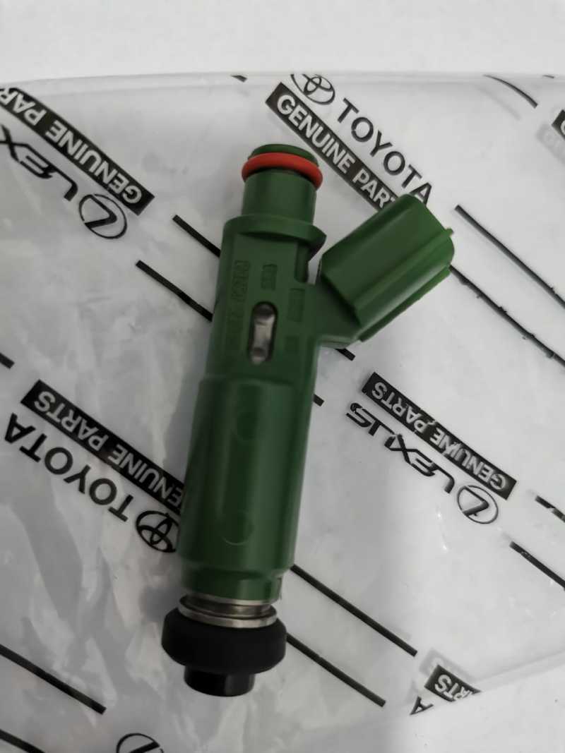 Jual nozzle injektor Toyota Yaris vios lubang 12 nozel injector vios ...