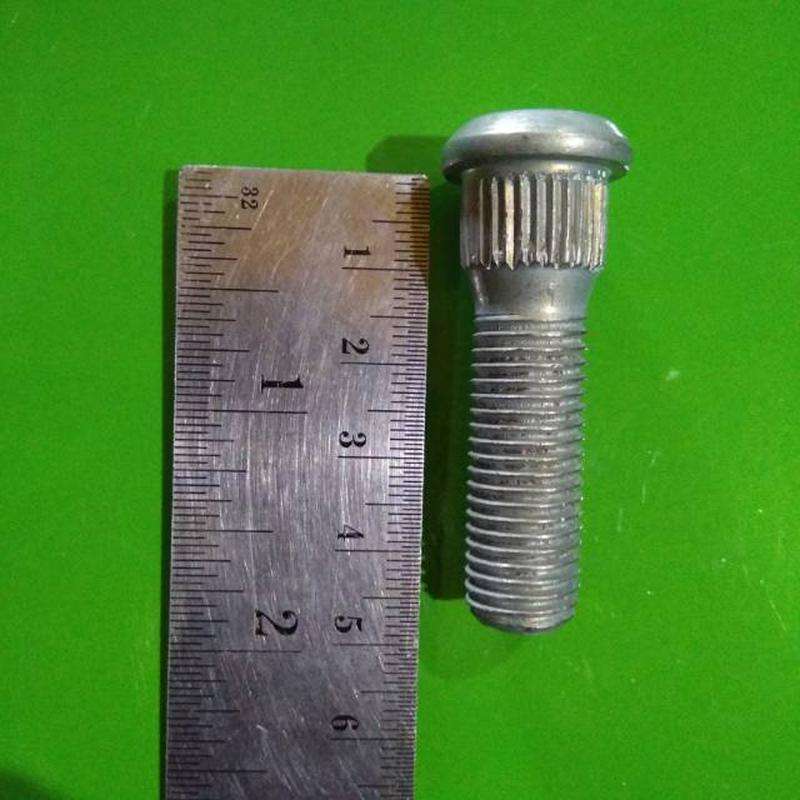 Jual Baut Roda Toyota Innova Fortuner Hilux Original Lelangan di Seller ...