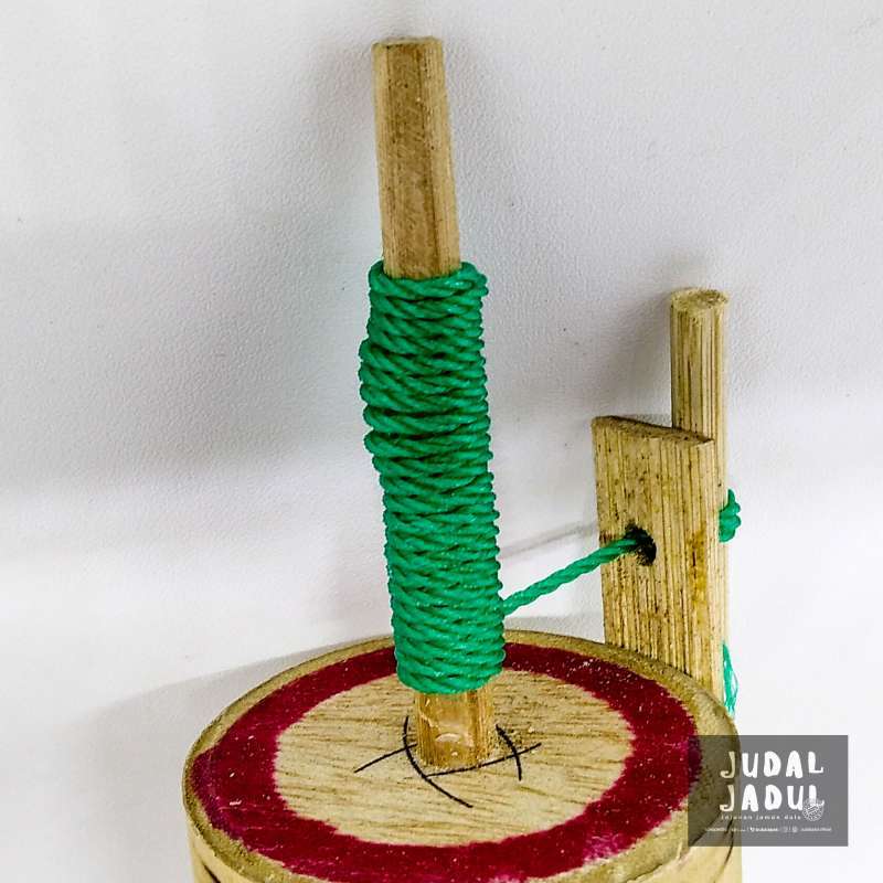 Jual Gasing Bambu / Gasing Bambu Jadul / Mainan Jadul Di Seller Judal ...