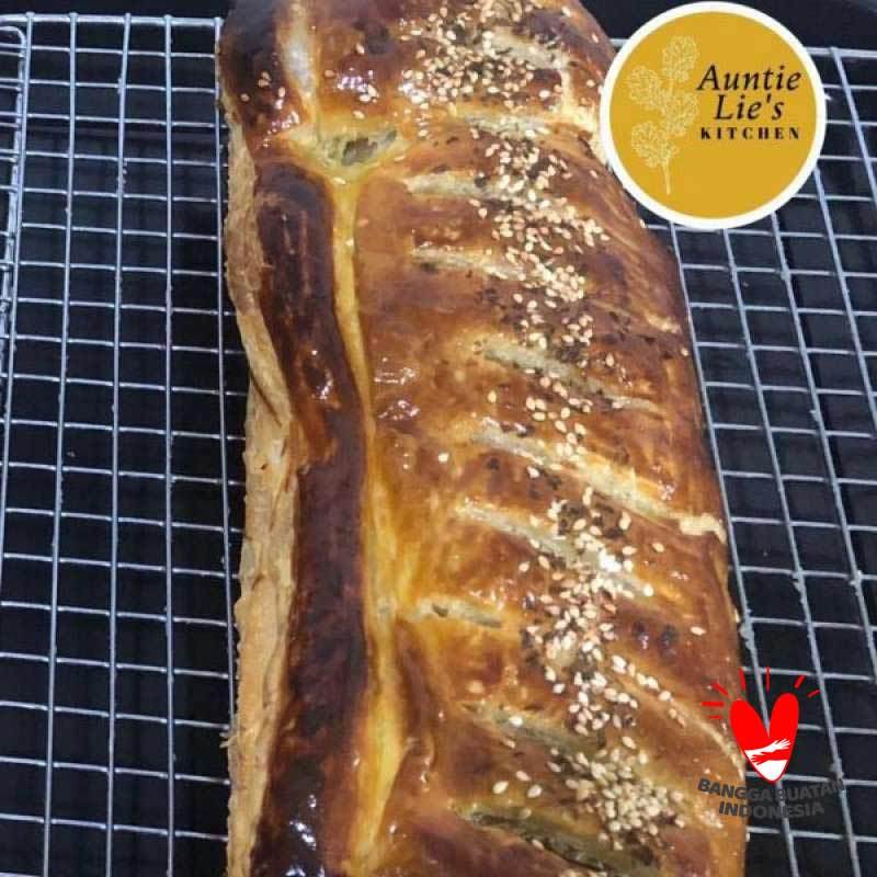Jual Picnicroll Saucijs Brood (sosis brood) Large Besar Slab Pork-babi ...