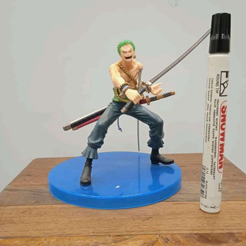 Jual Mainan static figure roronoa zoro blue base one piece 20th ...