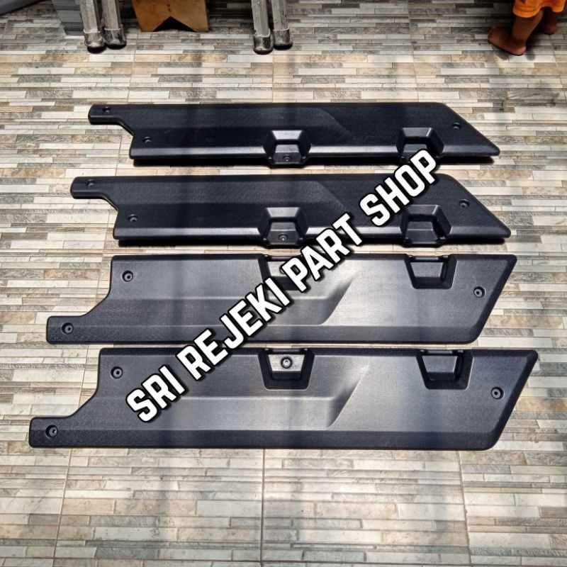 Jual Daihatsu Genuine Parts Perisai Cover Samping Bumper Bak Original ...