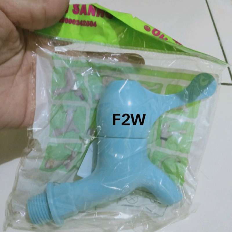 Jual KRAN TEMBOK PVC SANHO ENGKOL 1/2 KERAN AIR PLASTIK SANHO KAMAR ...